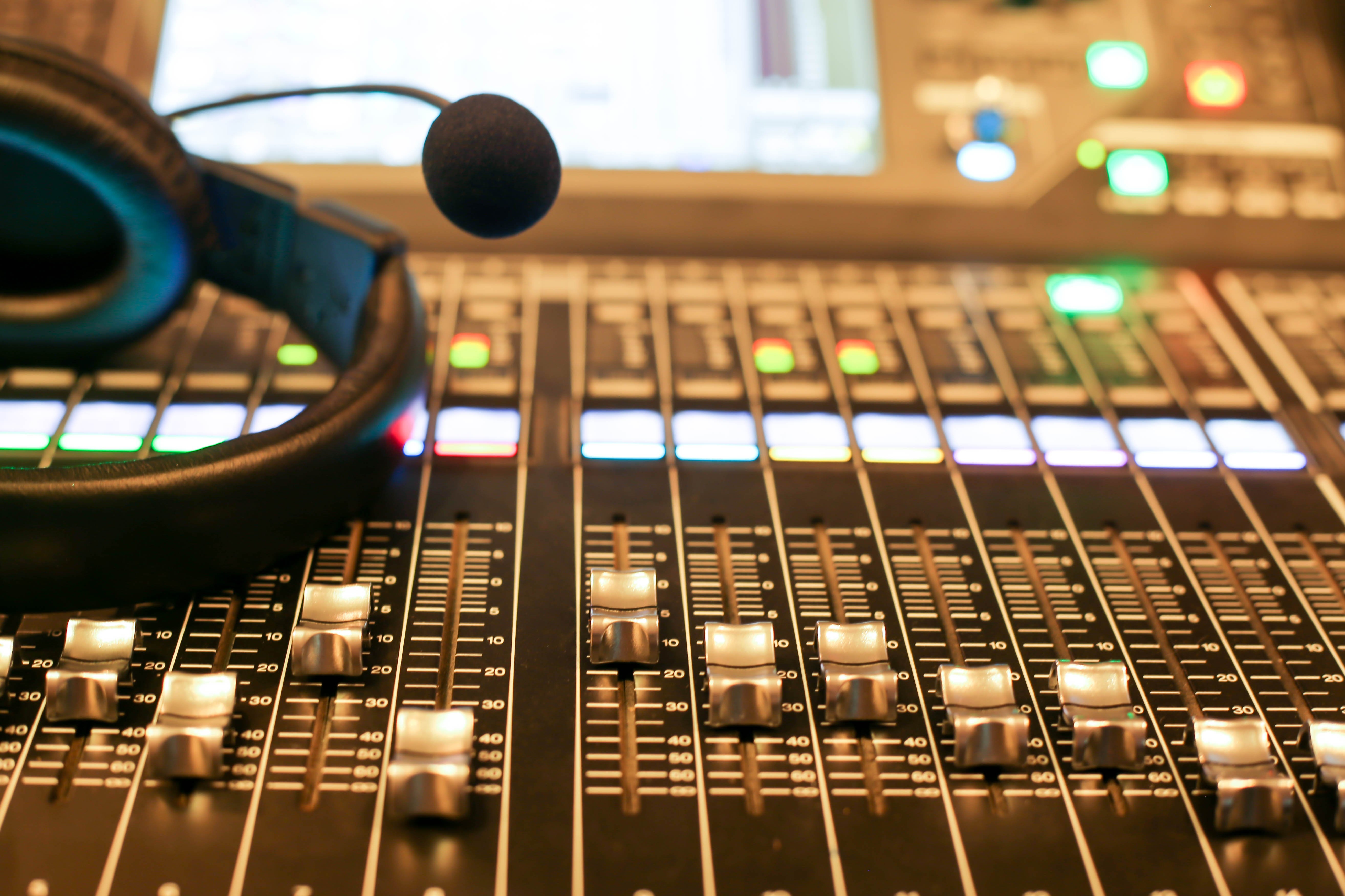Unleash the Power of Radio Advertising Through Integrated Campaigns